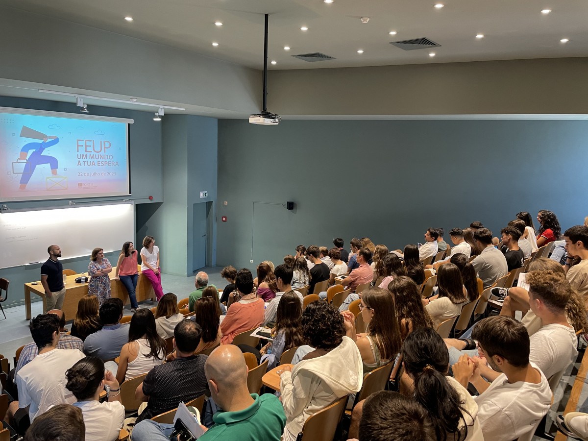 Afonso e Isabel: a FEUP pelos olhos de dois jovens caloiros - FEUP Escolas